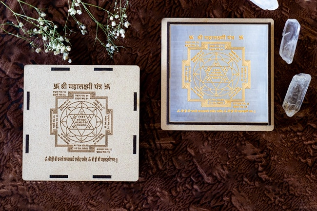 Buy Selenite Mahalaxmi Yantra With Wooden box Selenite Mahalaxmi Yantra With Wooden box